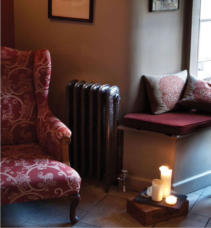 Carron Daisy Cast Iron Radiator 780mm